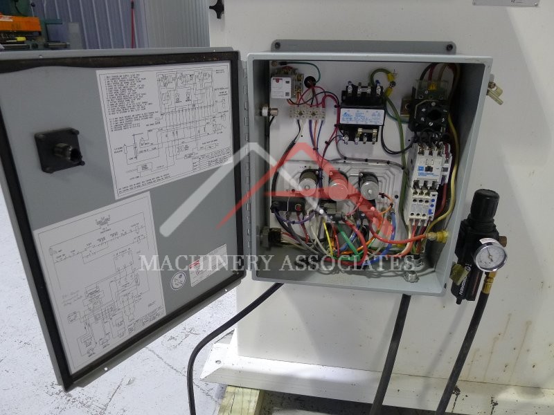 2004 C.R. ONSRUD 750 SS INVERTED PIN ROUTER WITH VACUUM PUMP