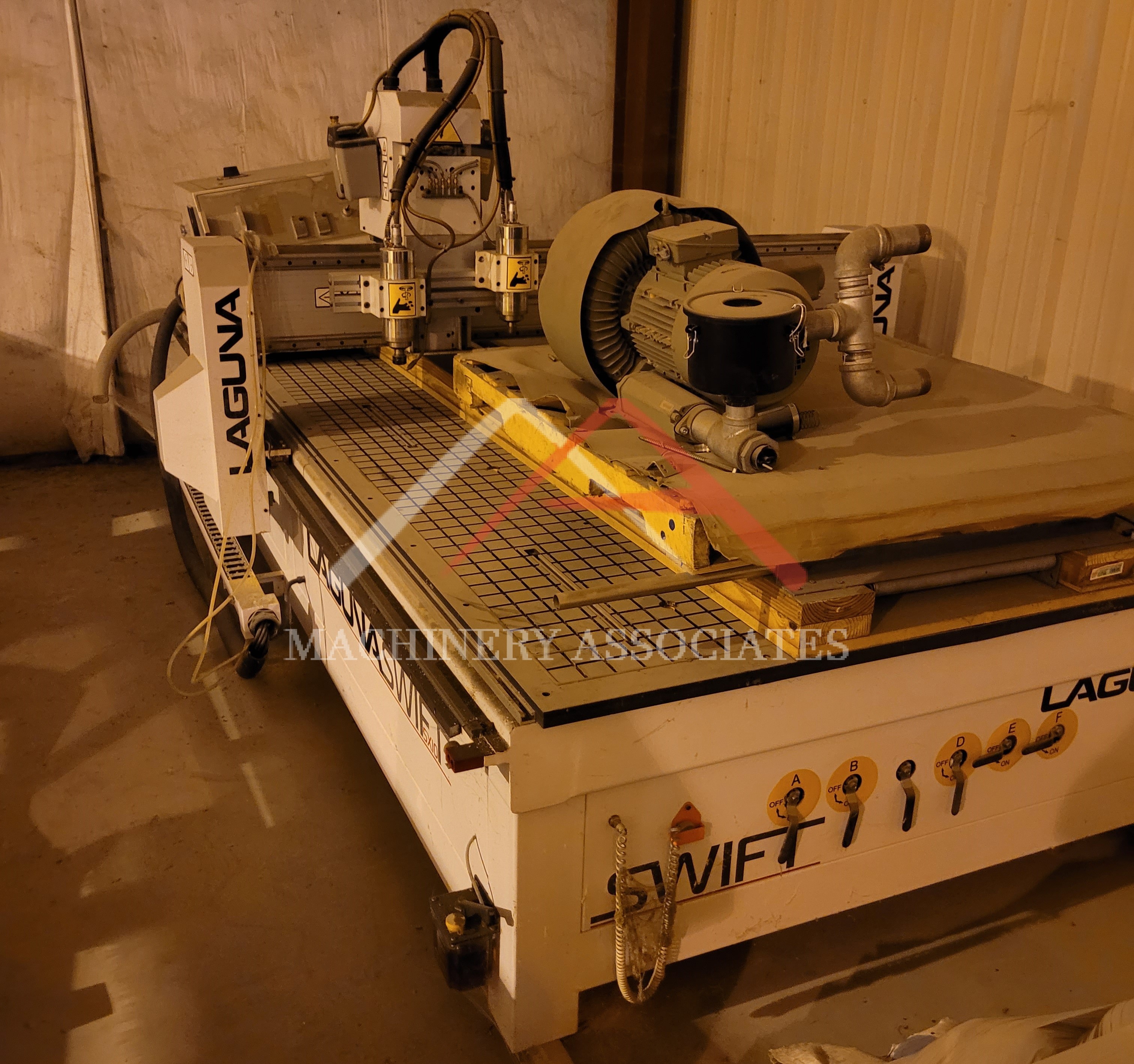 Laguna Swift 5X10 CNC Router