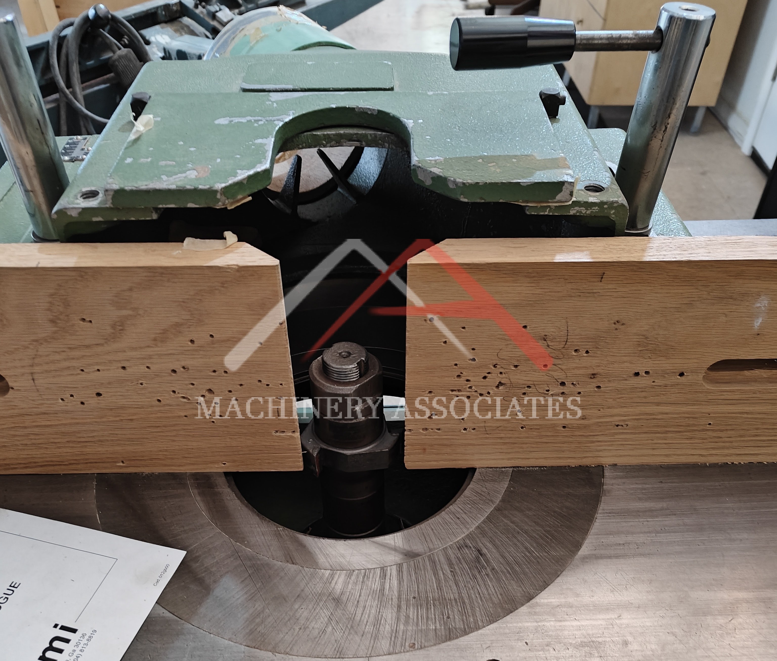 Casadei F114 Shaper With 4 Wheel Powered Feeder