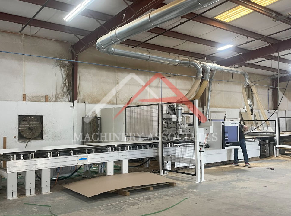 2019 Homag 5 by 10 CNC Router setup w/ Intellistore Infeed and Conveyor ...