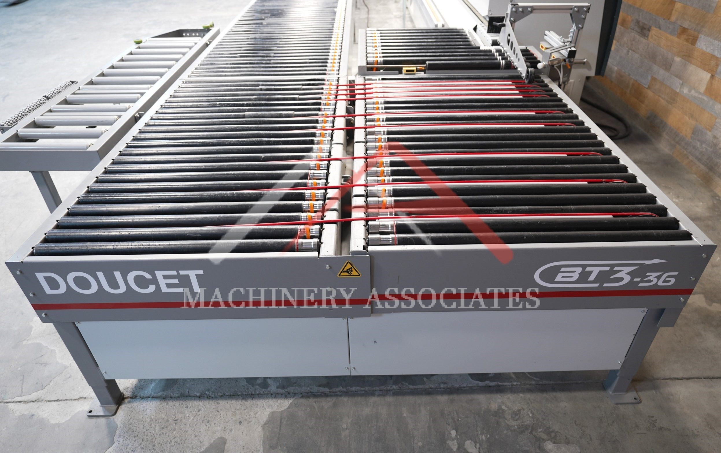 Doucet BT3-36 Return Conveyor