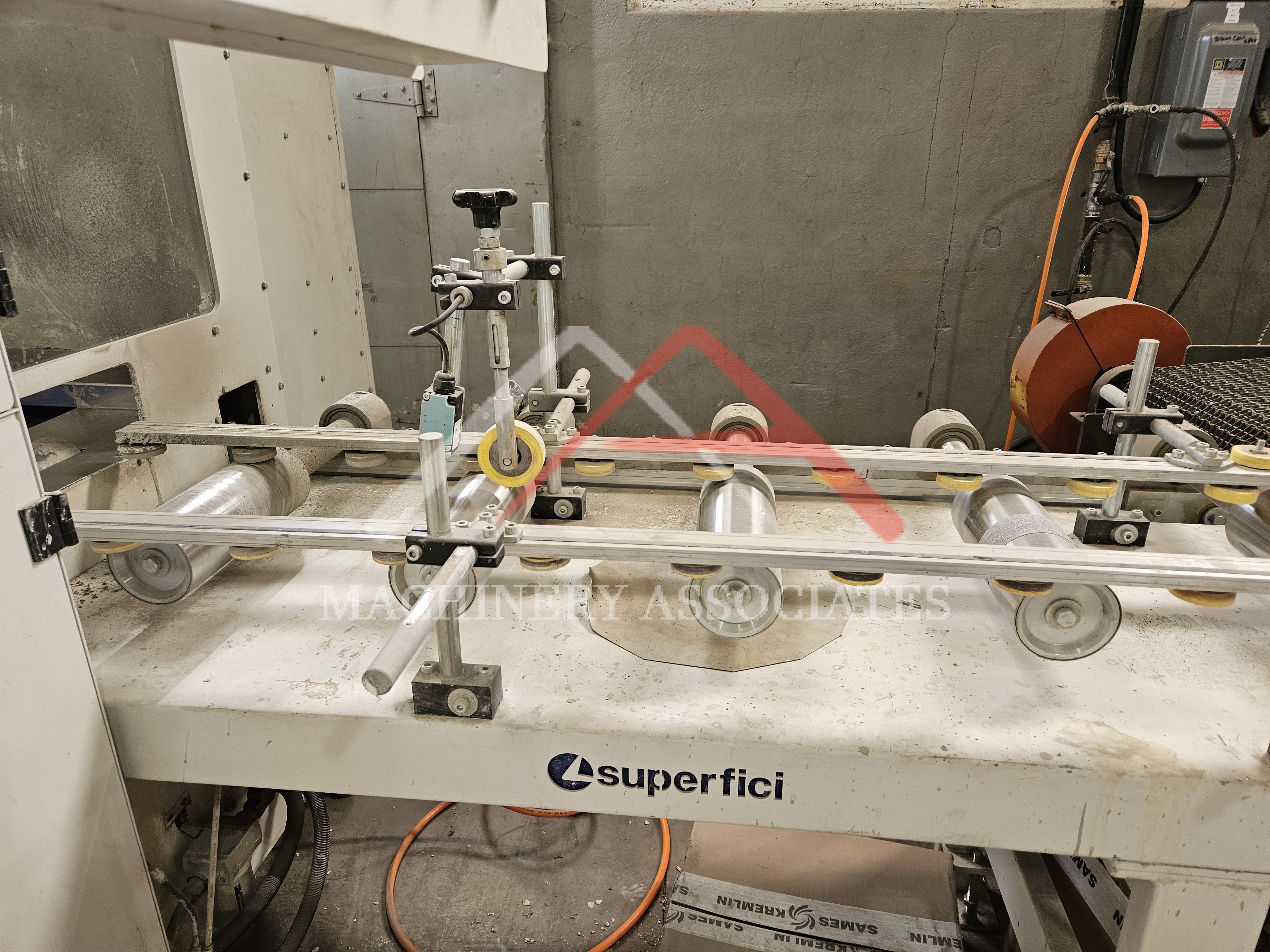 2019 Superfici Evo-Thinking Moulding Spray System