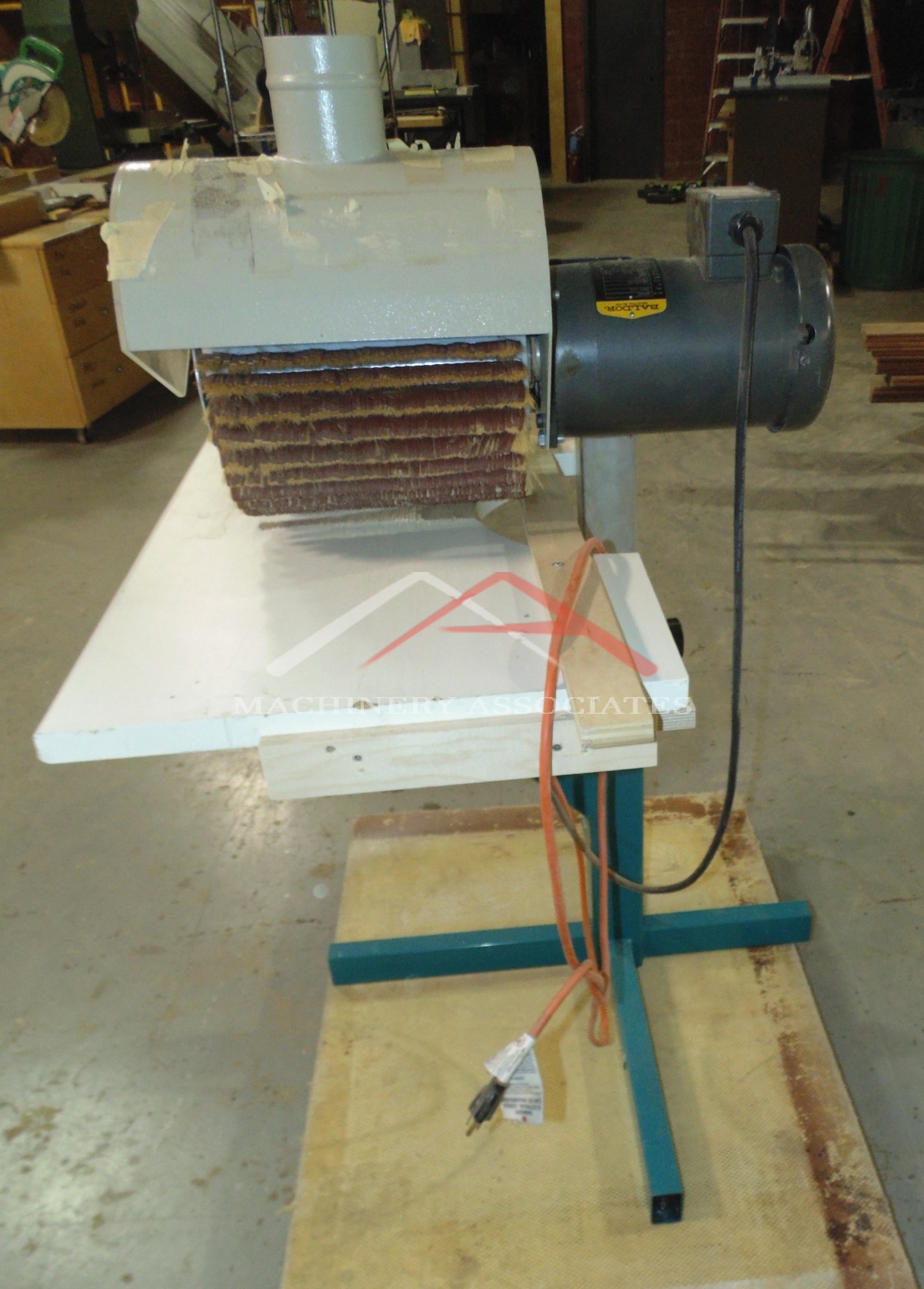 Opti-Sand UTS (Universal Tilt Sander)