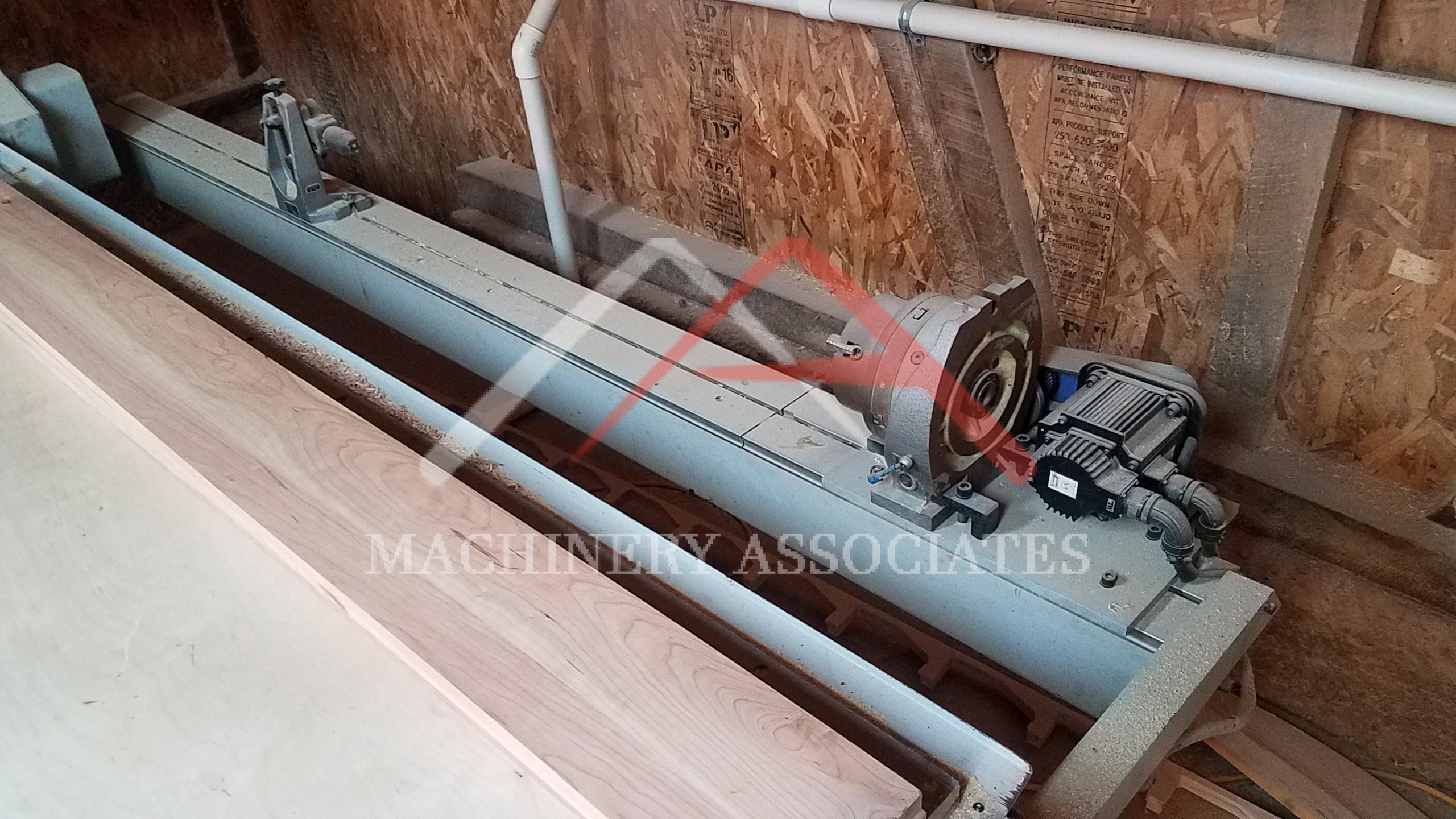 4x8 NEWCNC CNC Router with Rotary Axis