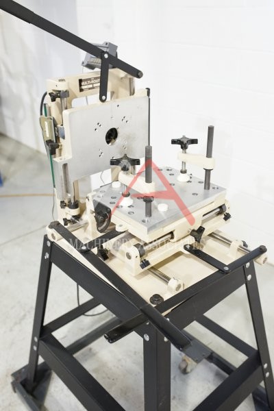 JDS MULTI-ROUTER W/TEMPLATES & ACCESSORIES