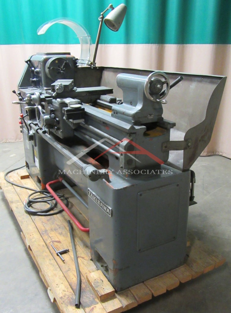 Used Takisawa Engine lathe Model TSL-1000D