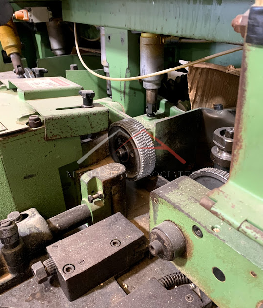 WEINIG UNIMAT 22A MOULDER THROUGH FEED