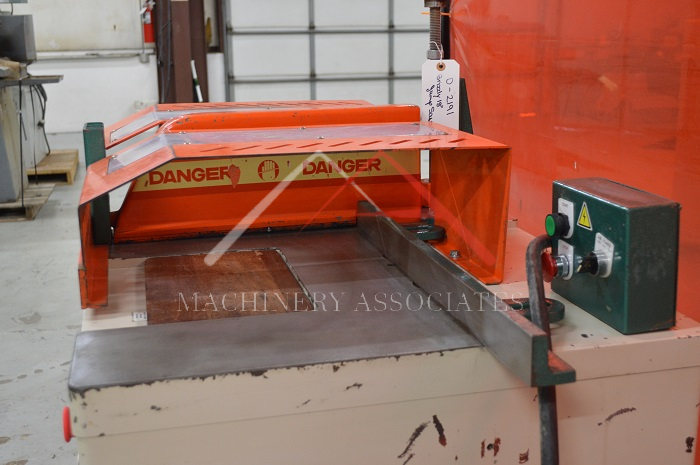 Grizzly G0502 18" Up-Cut Saw