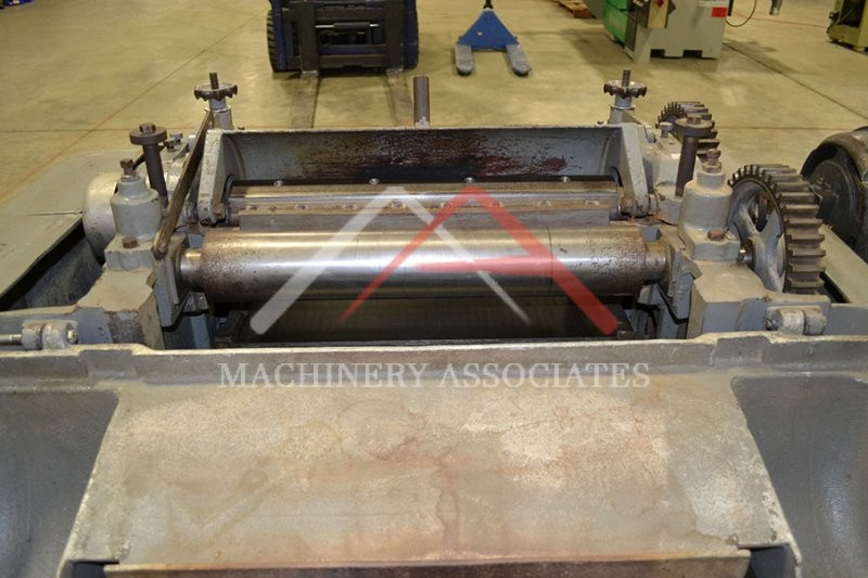 Crescent P-24 24″ x 8″ Direct Drive Planer