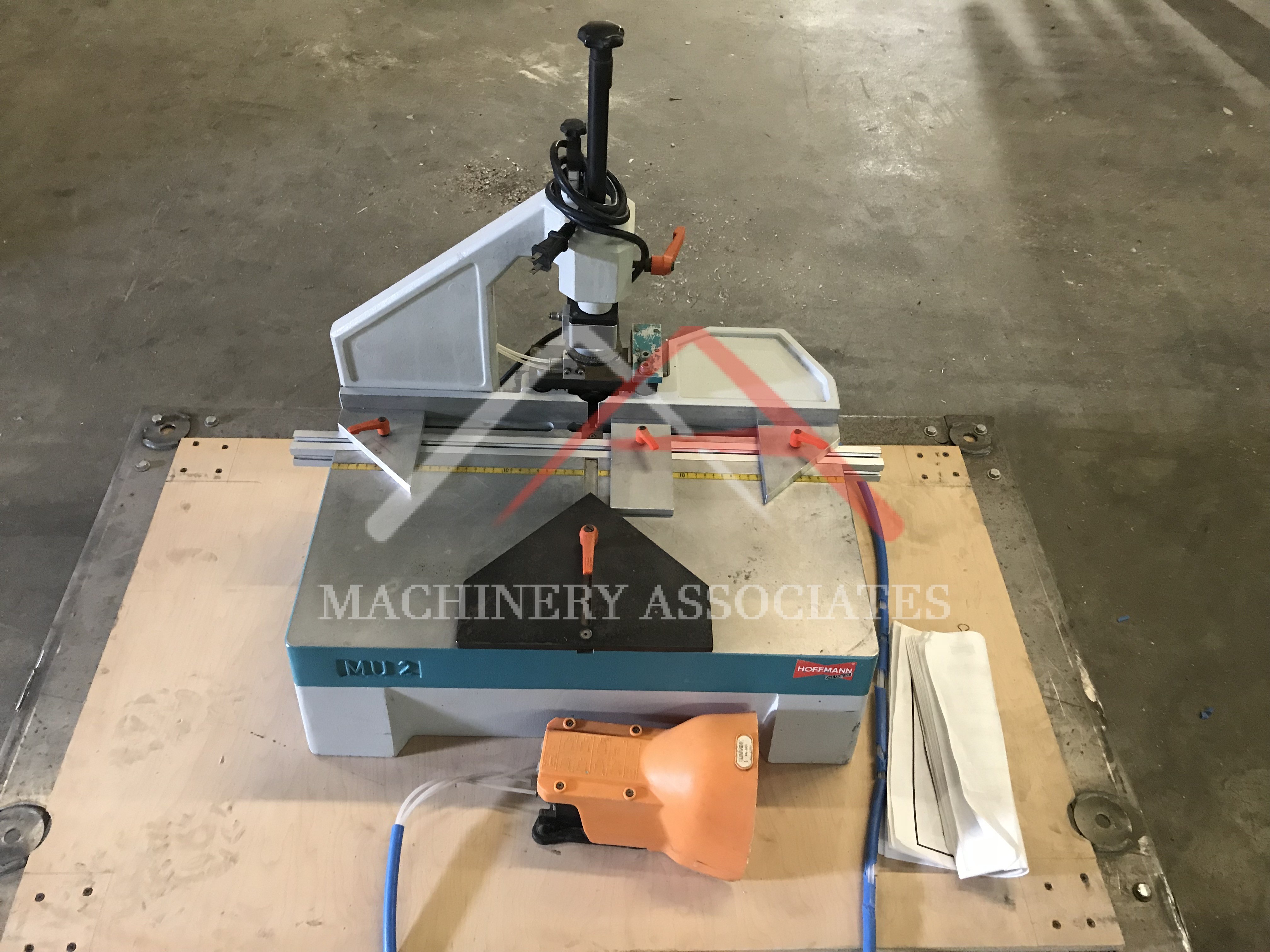 Hoffmann MU2P Benchtop Dovetail Machine