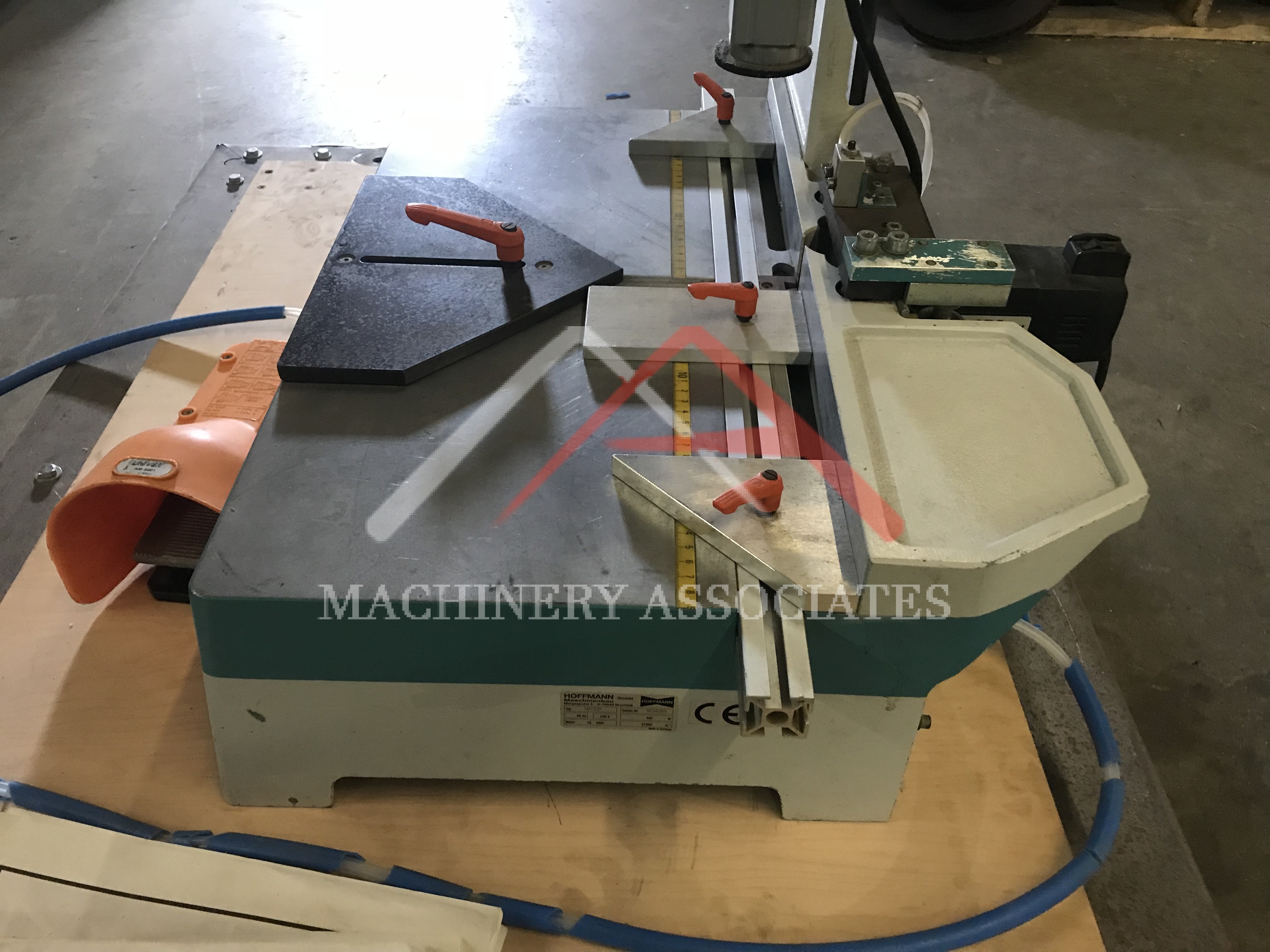 Hoffmann MU2P Benchtop Dovetail Machine