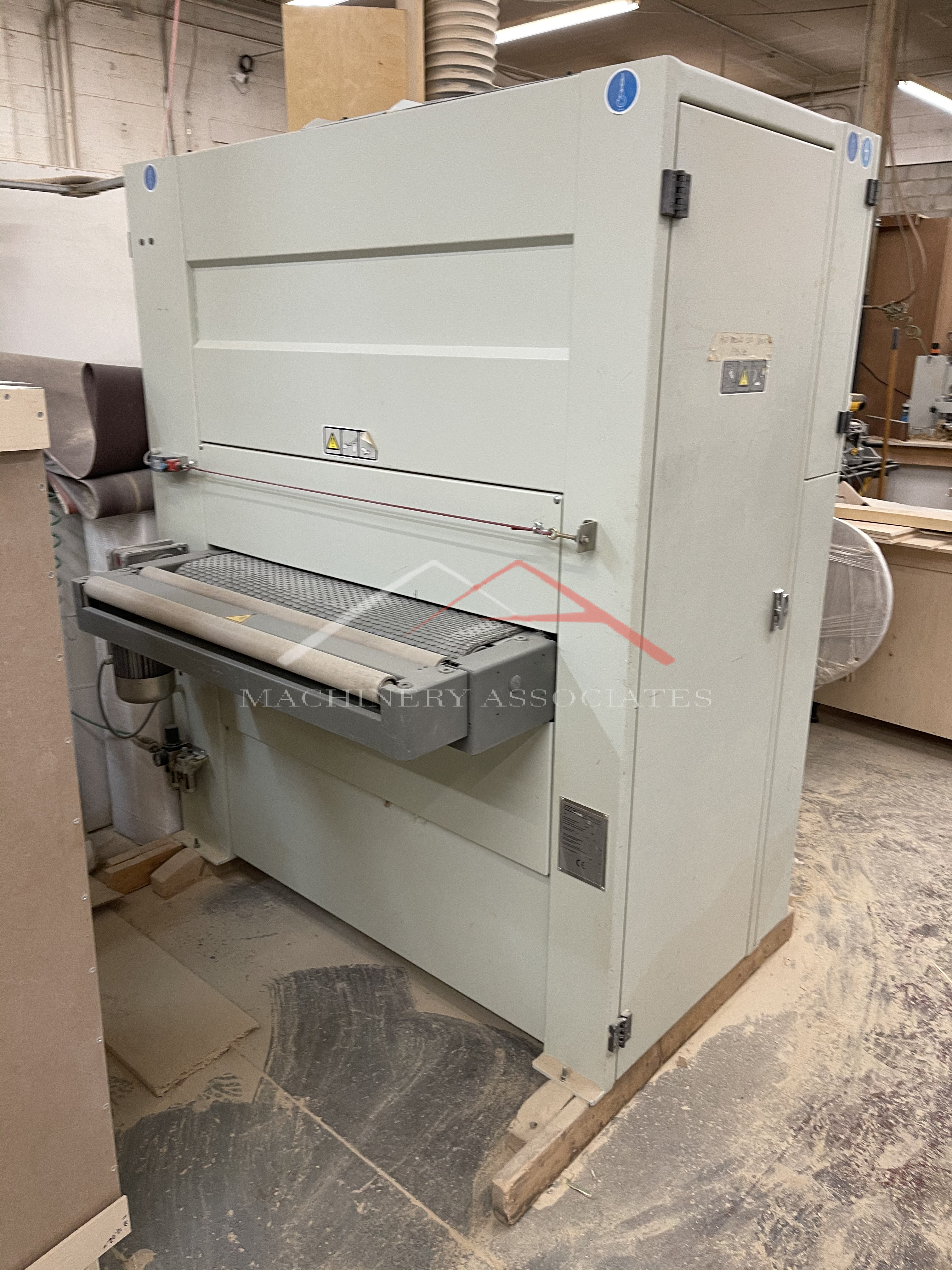 SAC Prima K 970 37" Wide Belt Sander