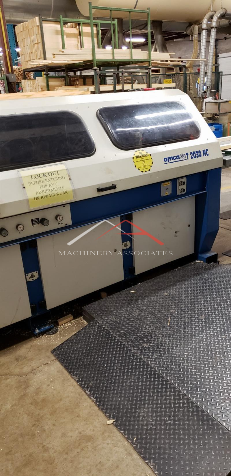 Omga T2030 NC Optimizing and defecting saw