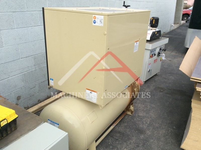 AIR COMPRESSOR WITH DRYER 15HP-120GAL AIRCOOLED