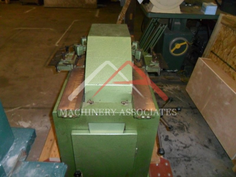 Griggio Louver/Groover