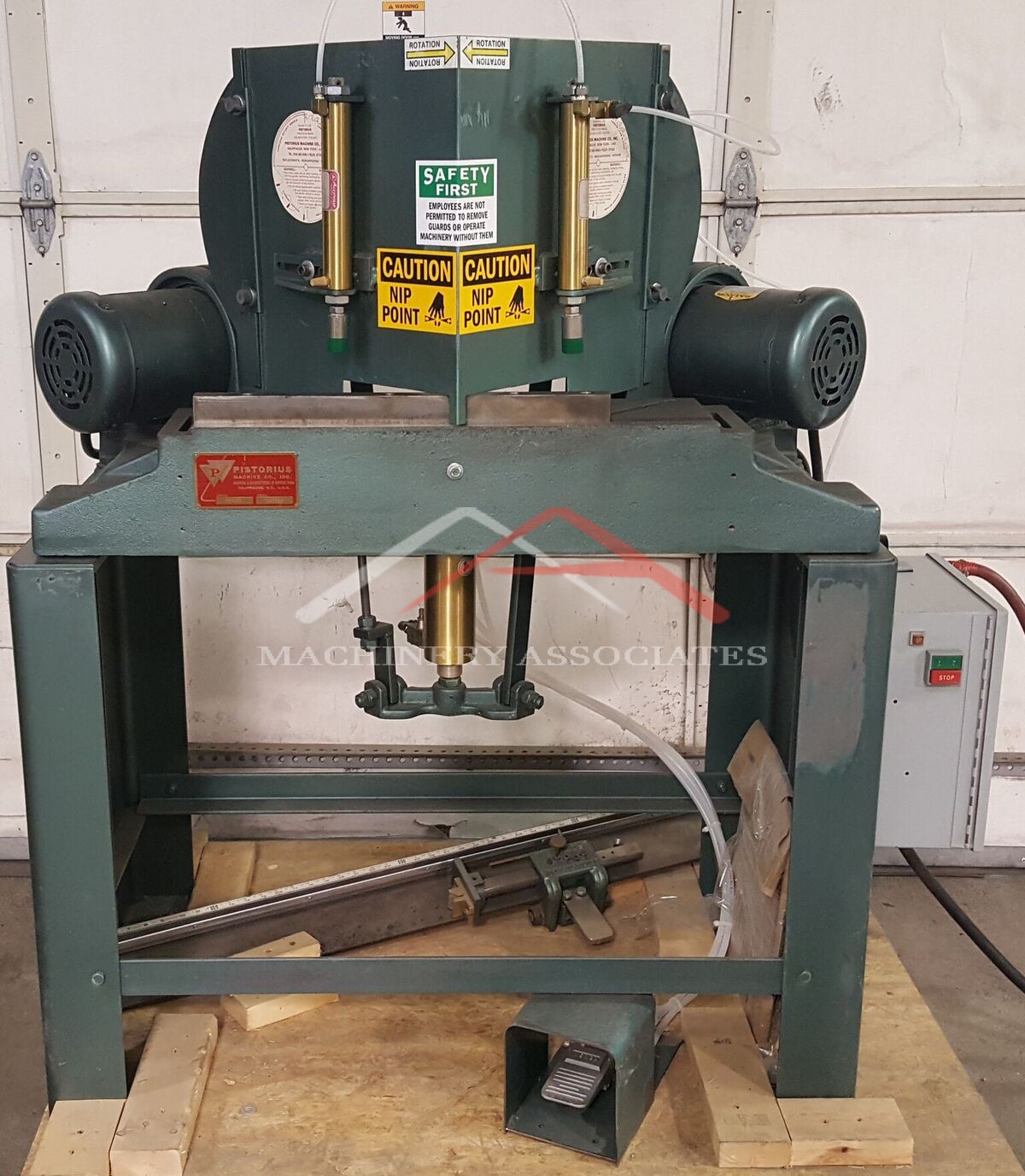 Pistorius MN-300 Double Miter Saw, Refurb 2017, 14" Cap. Clamping, 4 ...