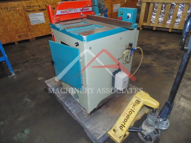 Extrema 18" Upcut Saw