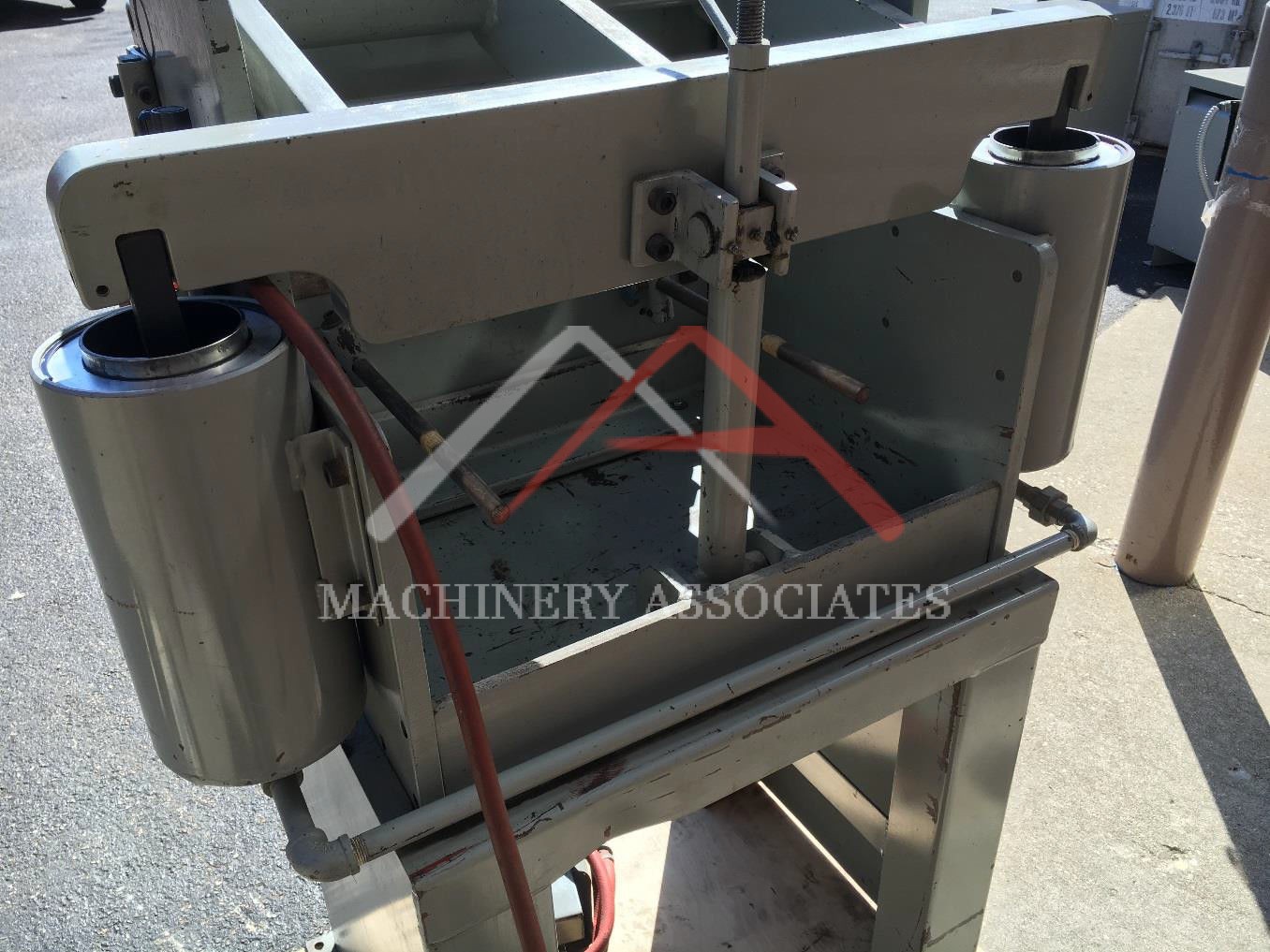 Atek Bantam B212 Pneumatic Press Brake 12 Ton 2' Tool Bed Excellent Cond