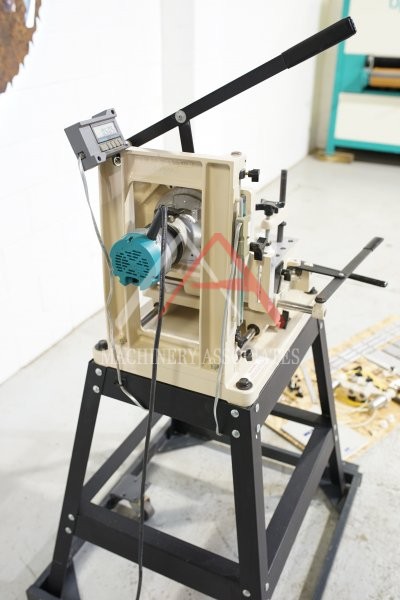 JDS MULTI-ROUTER W/TEMPLATES & ACCESSORIES