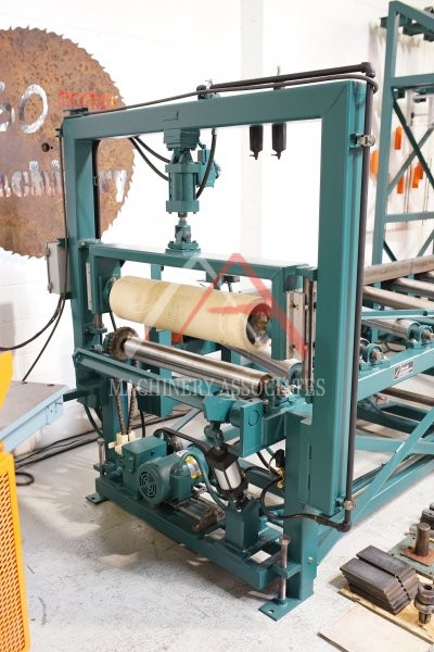 NEWMAN WHITNEY KF-24 GANG RIP W/INFEED ROLL/LASERS