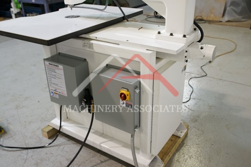 IMMACULATE 2007 C.R. ONSRUD 900 VS INVERTED PIN ROUTER